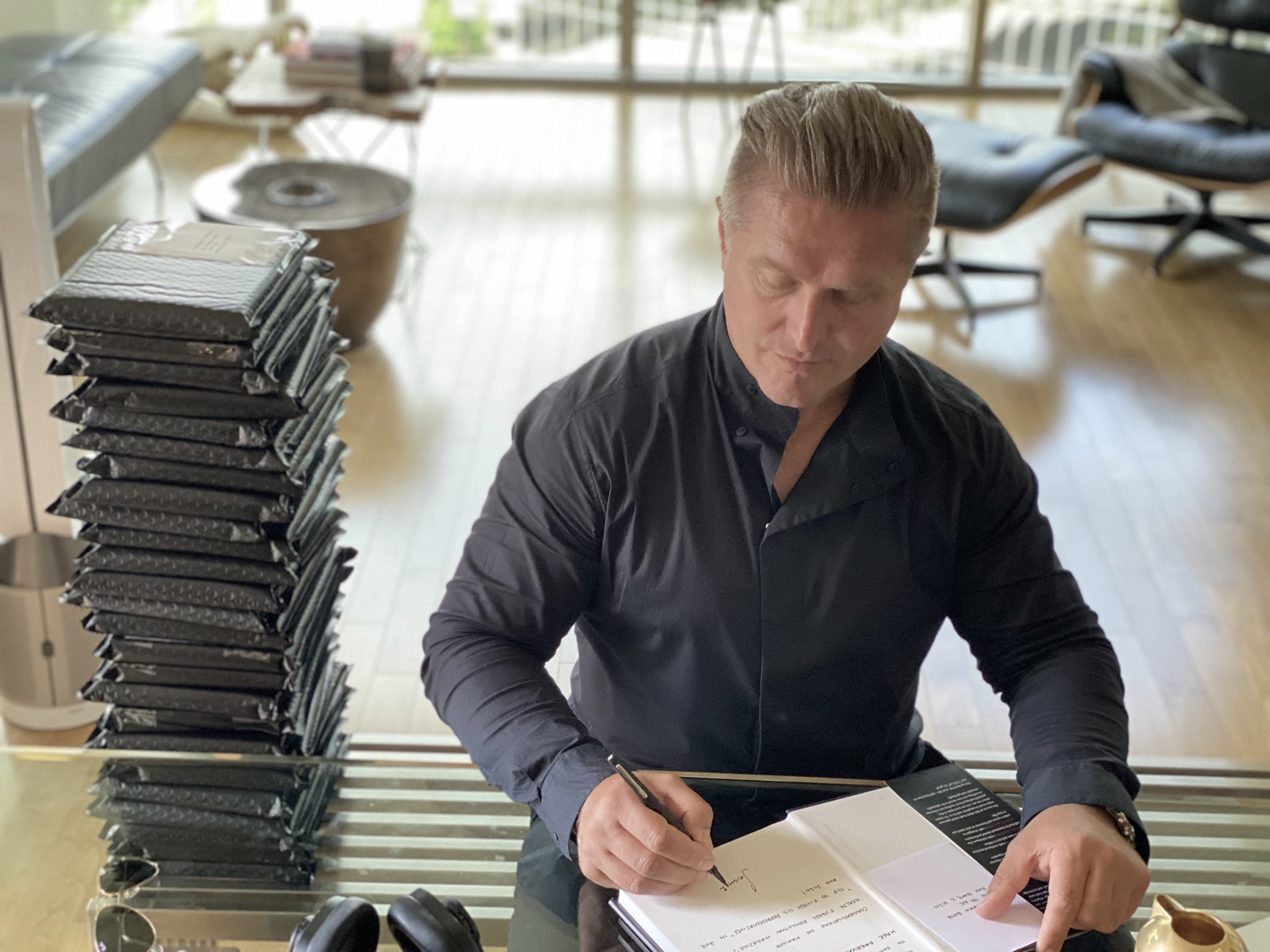 Samir Sends Dedicated Books to "Fittest Politicians in America 2020 ...